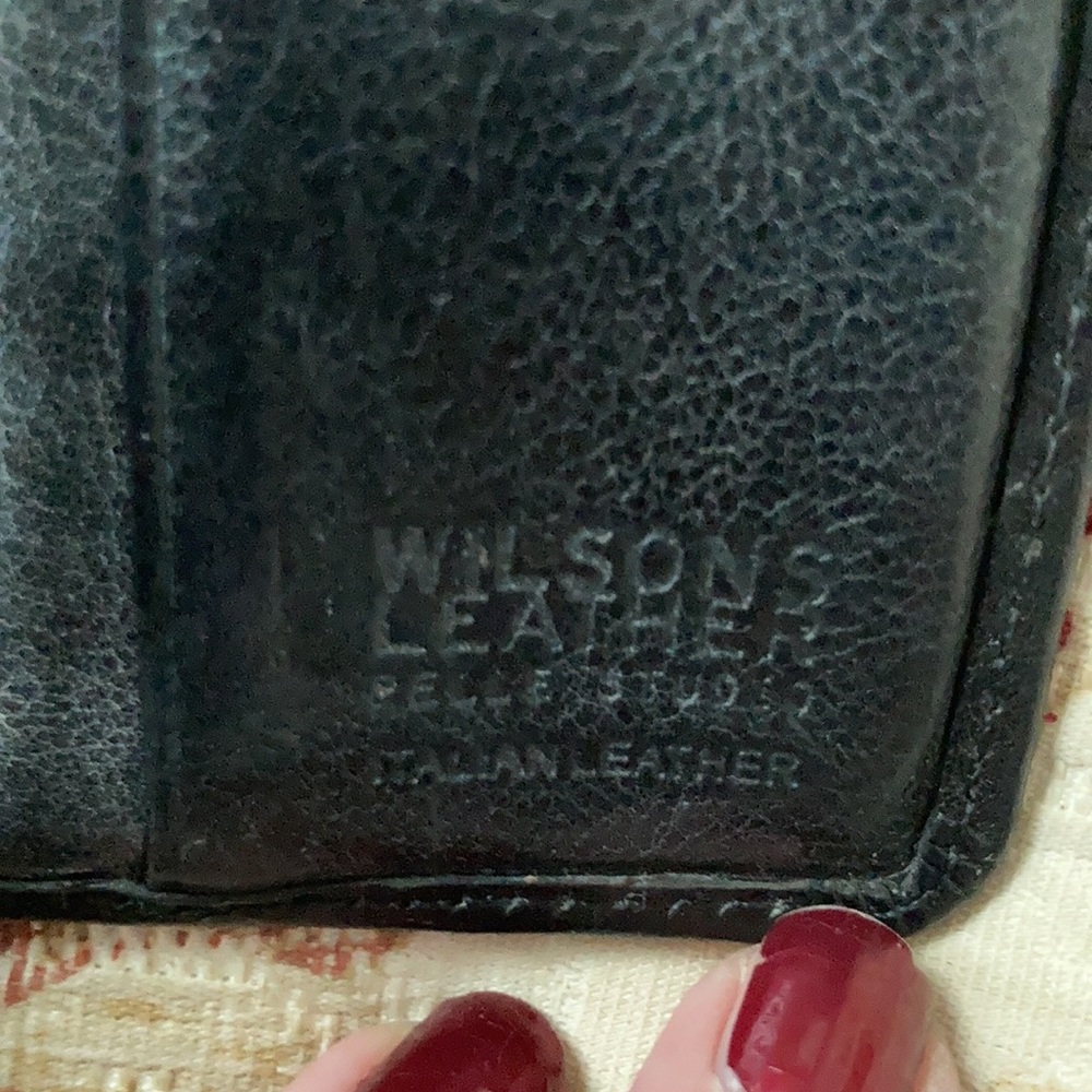 Wilson’s Leather 2-Fold Wallet - Gem